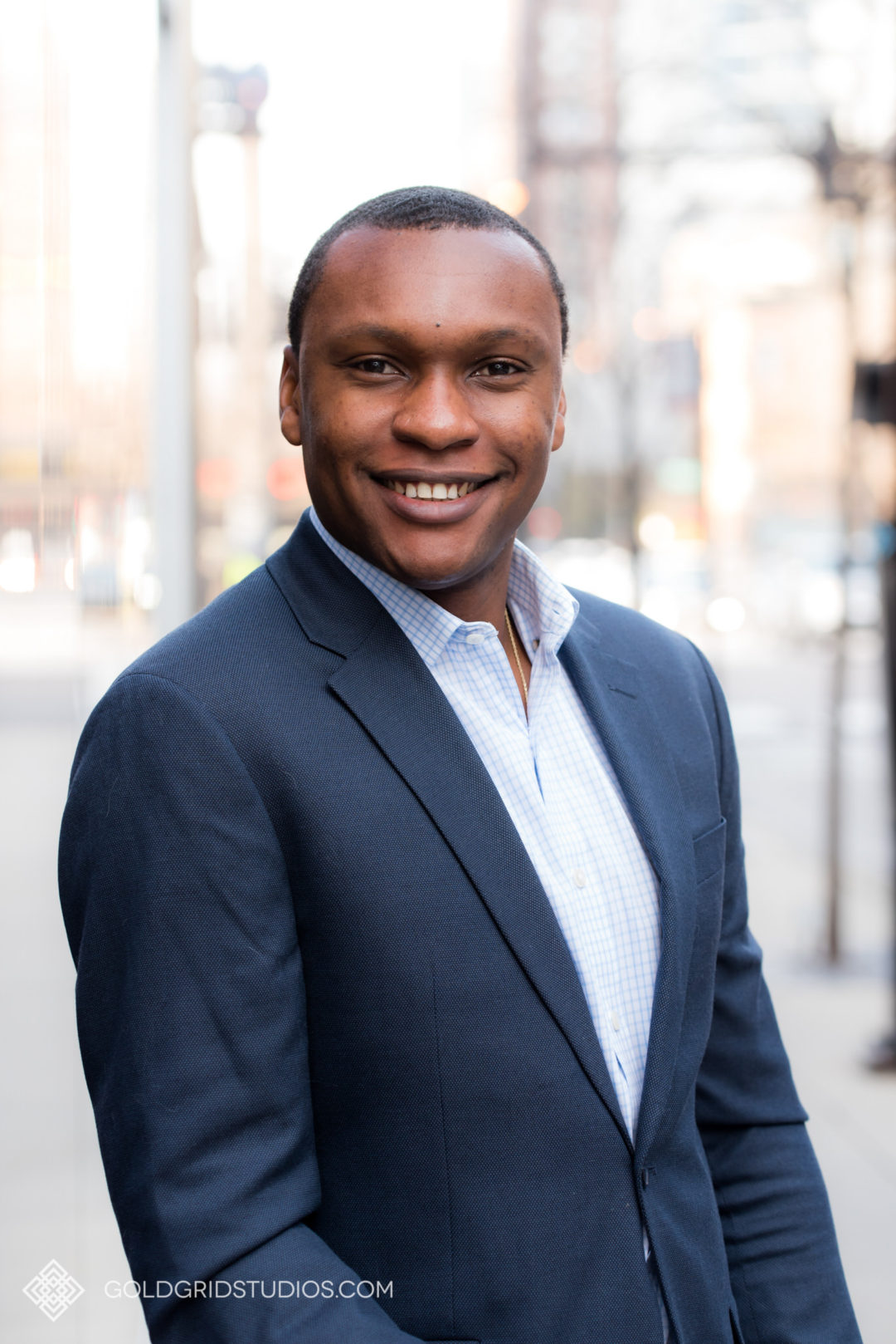 How to Prepare for Your Headshots - Gold Grid Studios